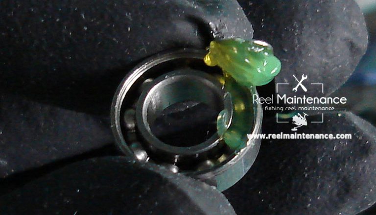 How to grease a bearing - Fishing Reel Maintenance